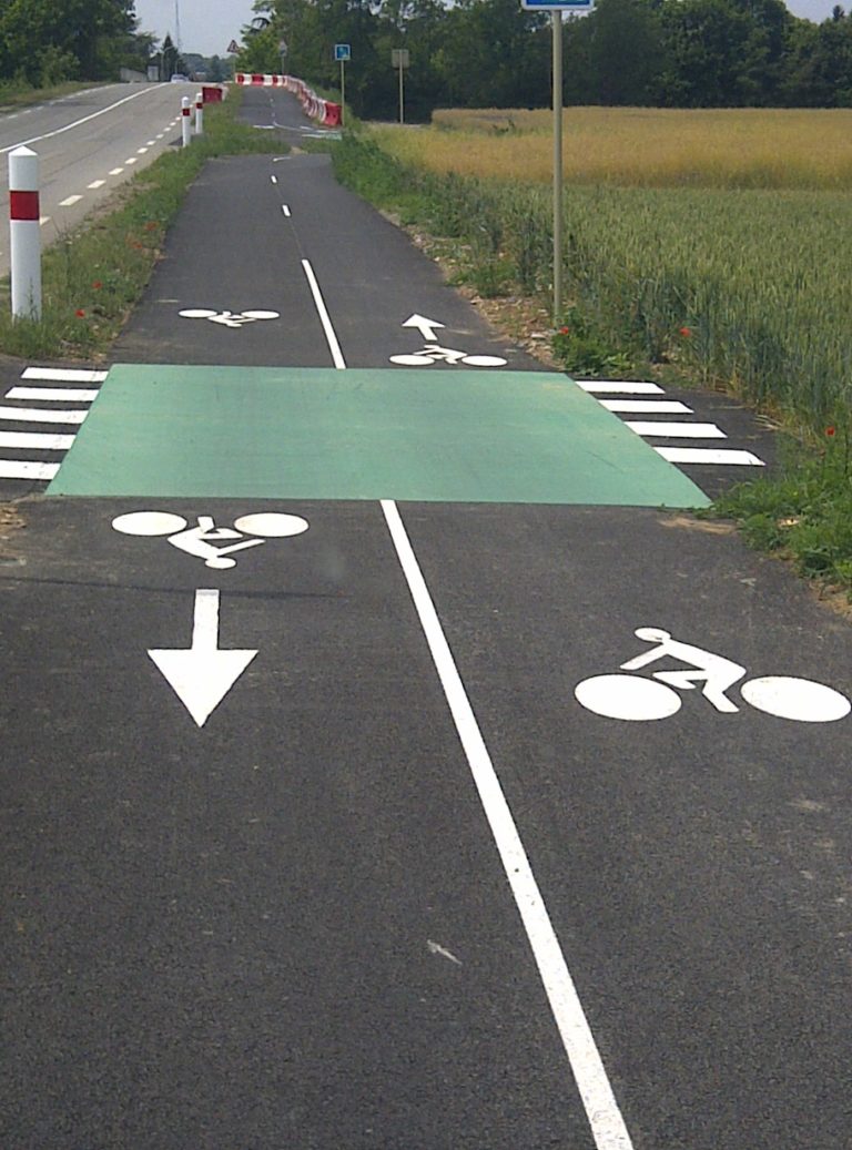 Marquage au sol - MILLENIUM MARQUAGE